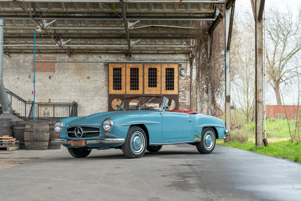 Mercedes-Benz 190SL light blue - Top Classics - Restauration de ...
