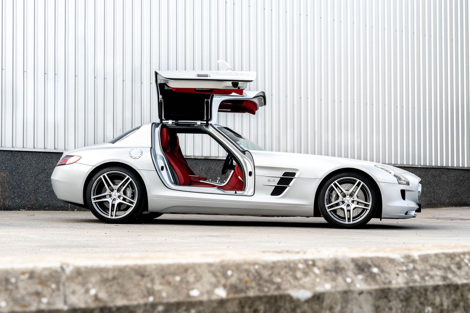 Mercedes SLS AMG grise - Top Classics